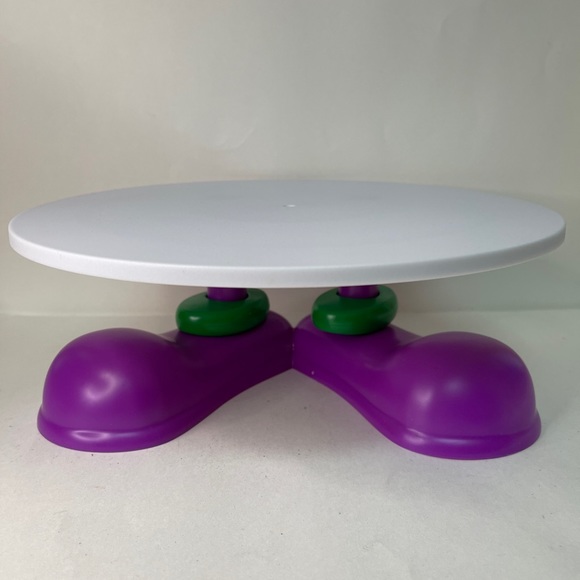 Wilton | Dining | Wilton Silly Feet Cake Stand Retired Piece | Poshmark